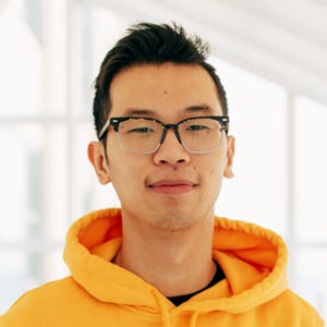 Simon Shen – Medium