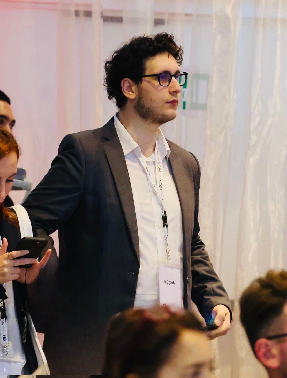 Alessio Criscuolo – Medium