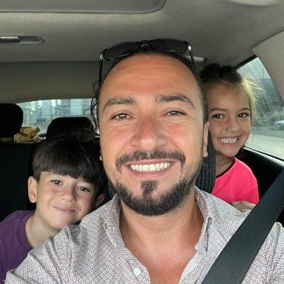 Mustafa Deveci – Medium