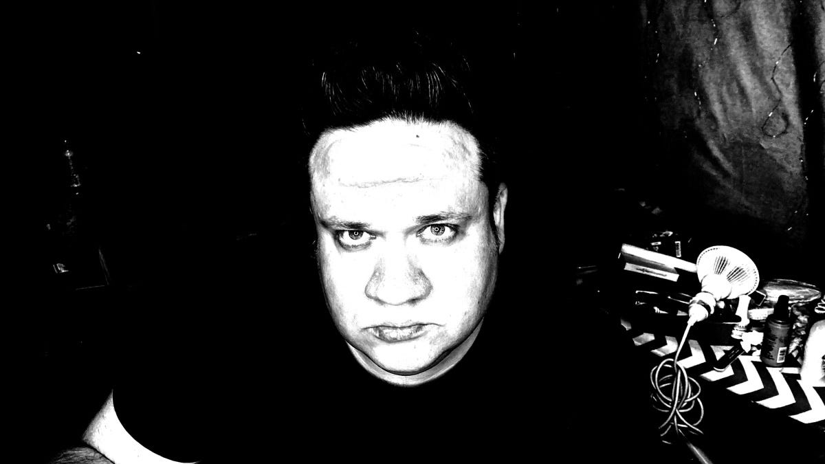 Jonathan Mayfield – Medium