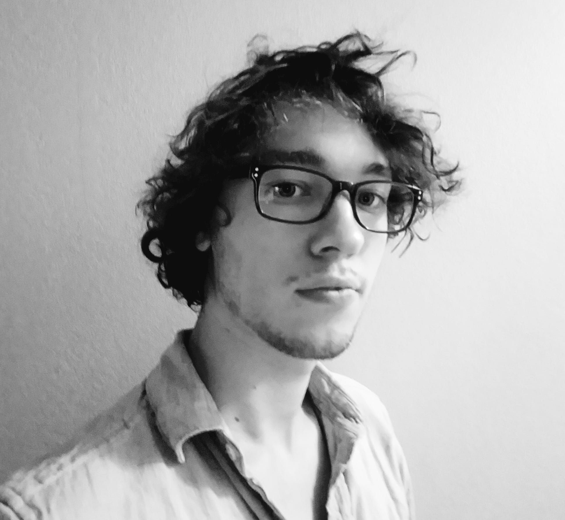 Lyle Hayden – Medium