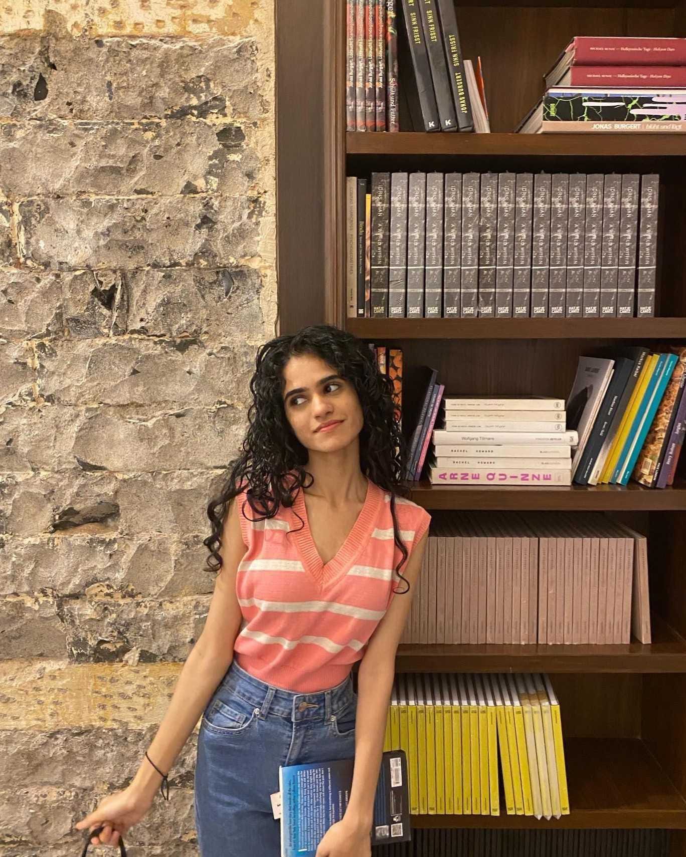 Namira Chaki – Medium