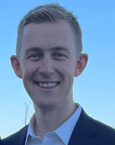 Zach Miller – Medium