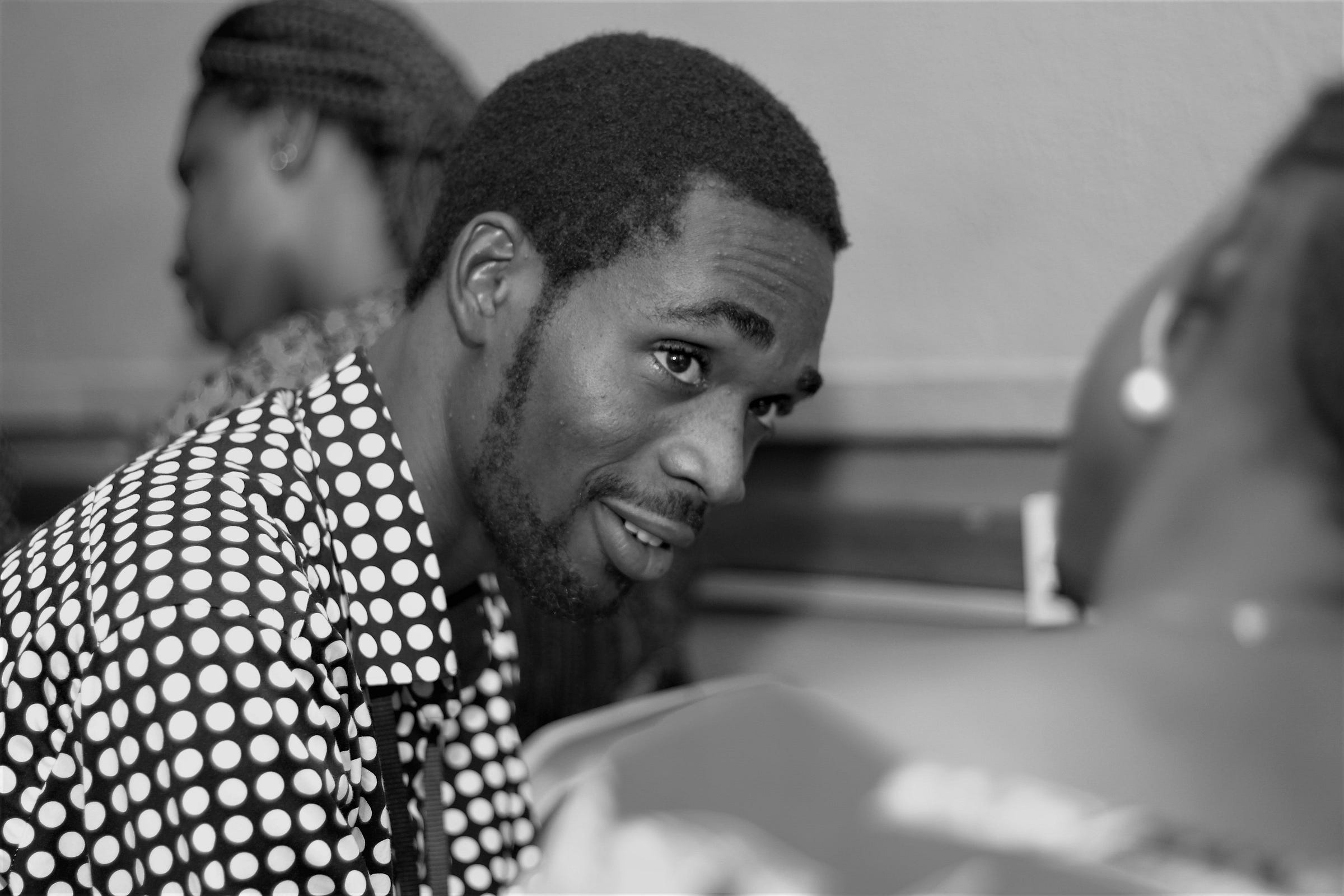 Favour Dalemo – Medium