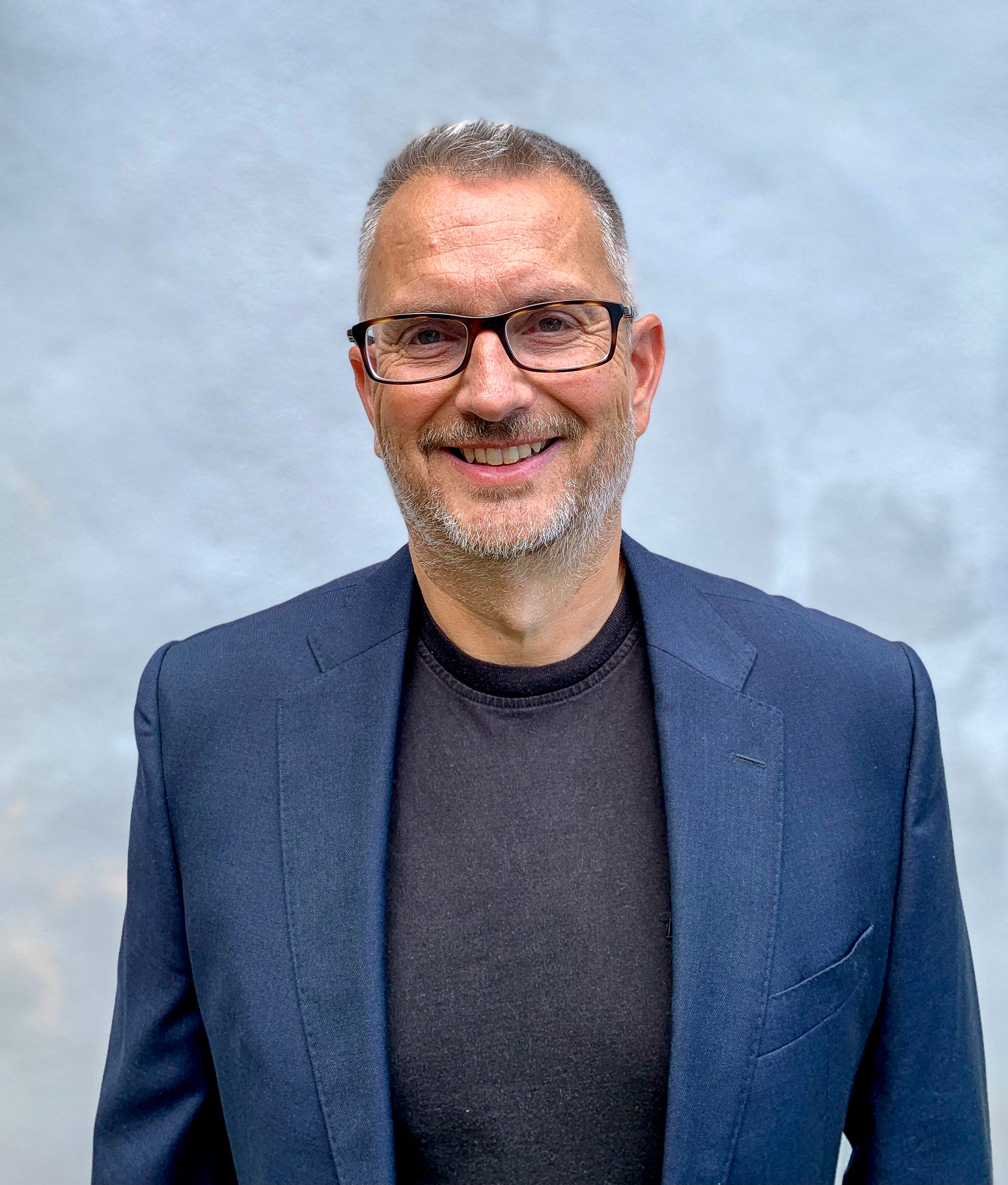 Alexander Stanke – Medium