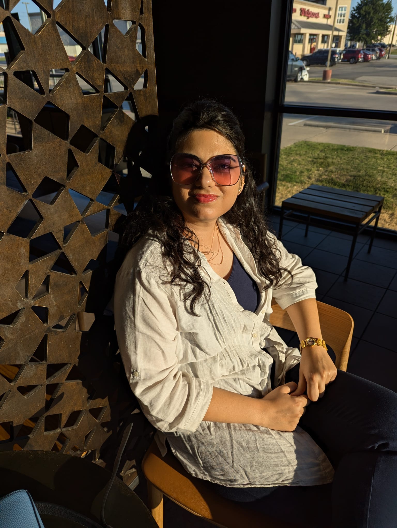 Niveadita Razdan – Medium