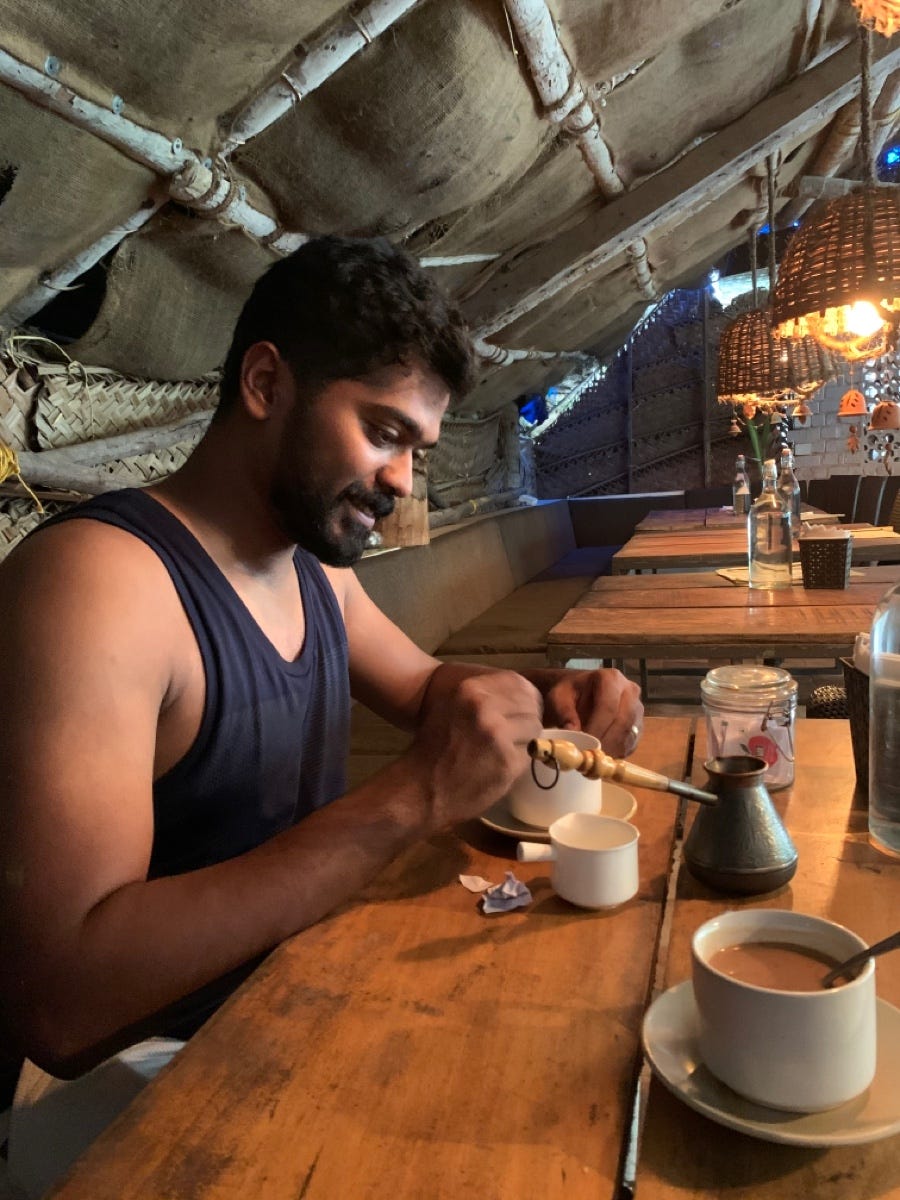 Tom Manuel – Medium