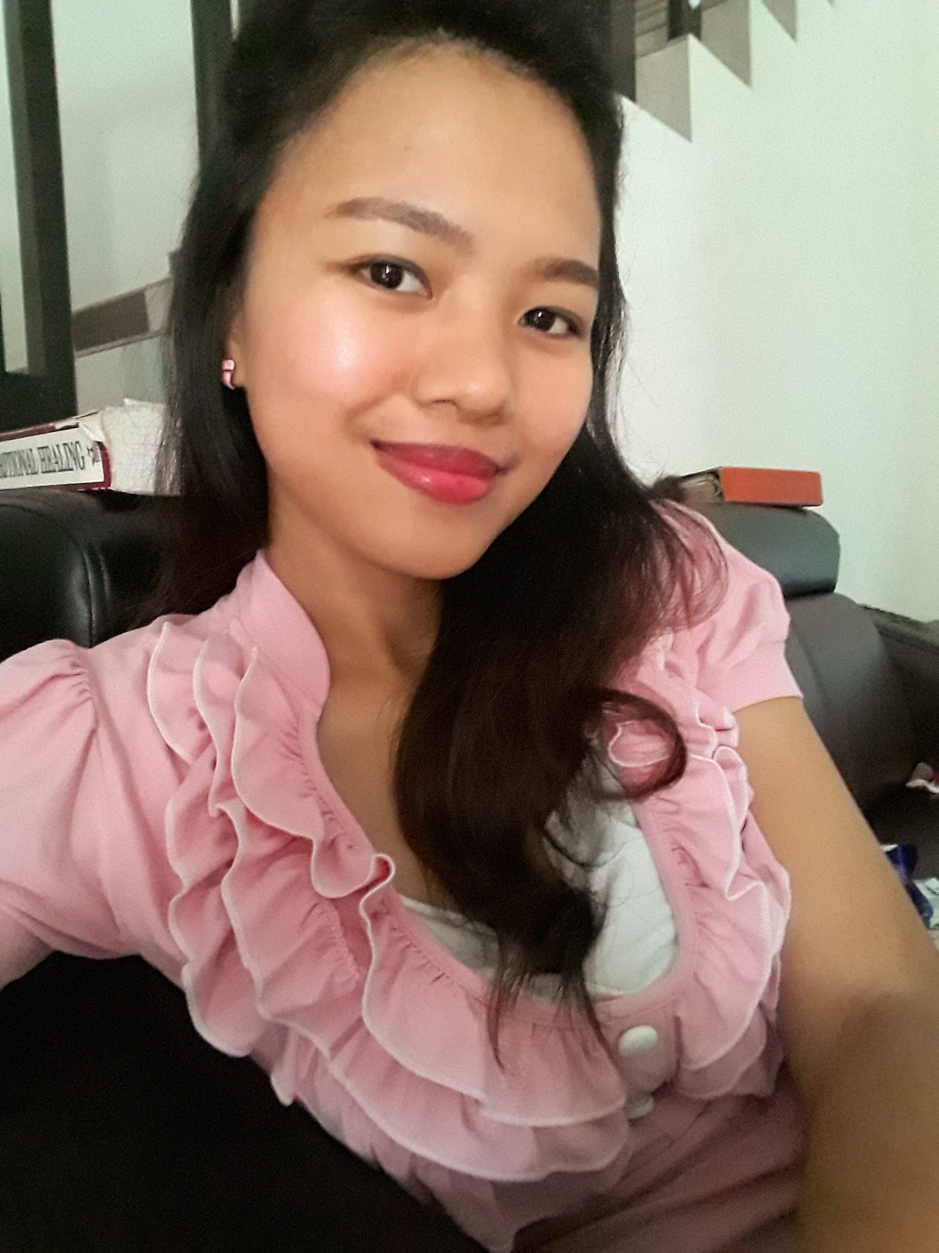 Tiara Joezer – Medium