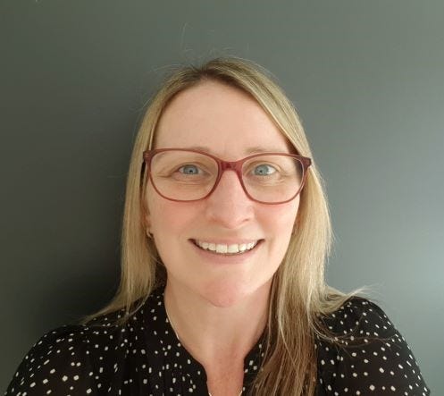 Lisa Cowgill – Medium