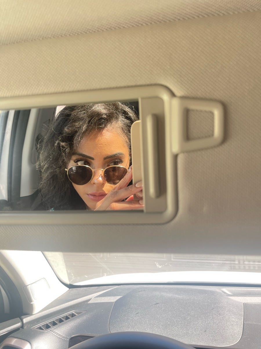 Rén Ross – Medium