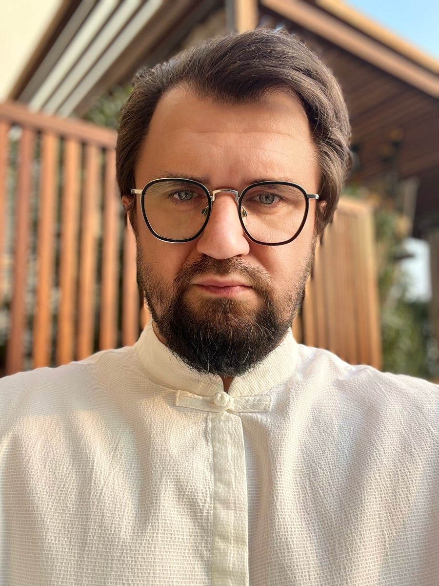 Vladimir Denezhkin – Medium