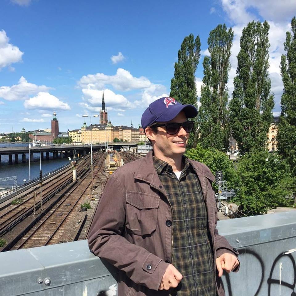 Frank Sullivan – Medium
