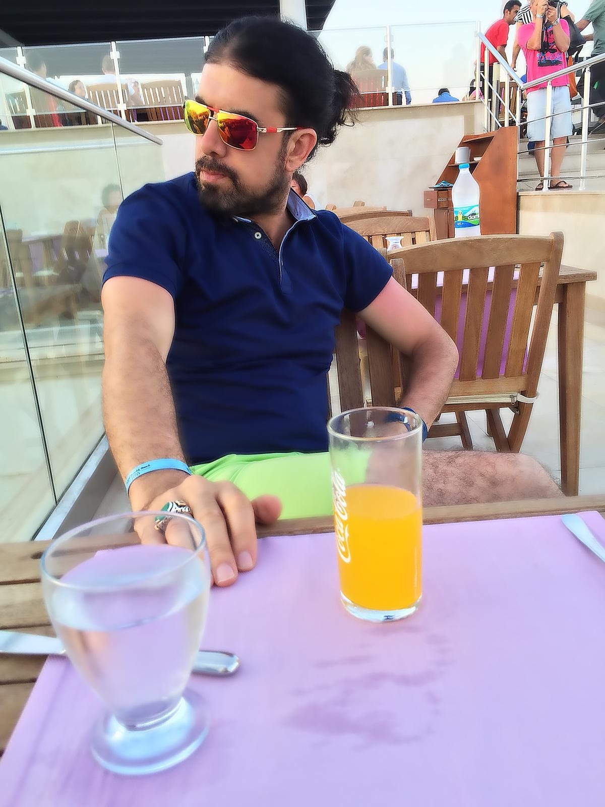 Nasuh İstanbuli – Medium
