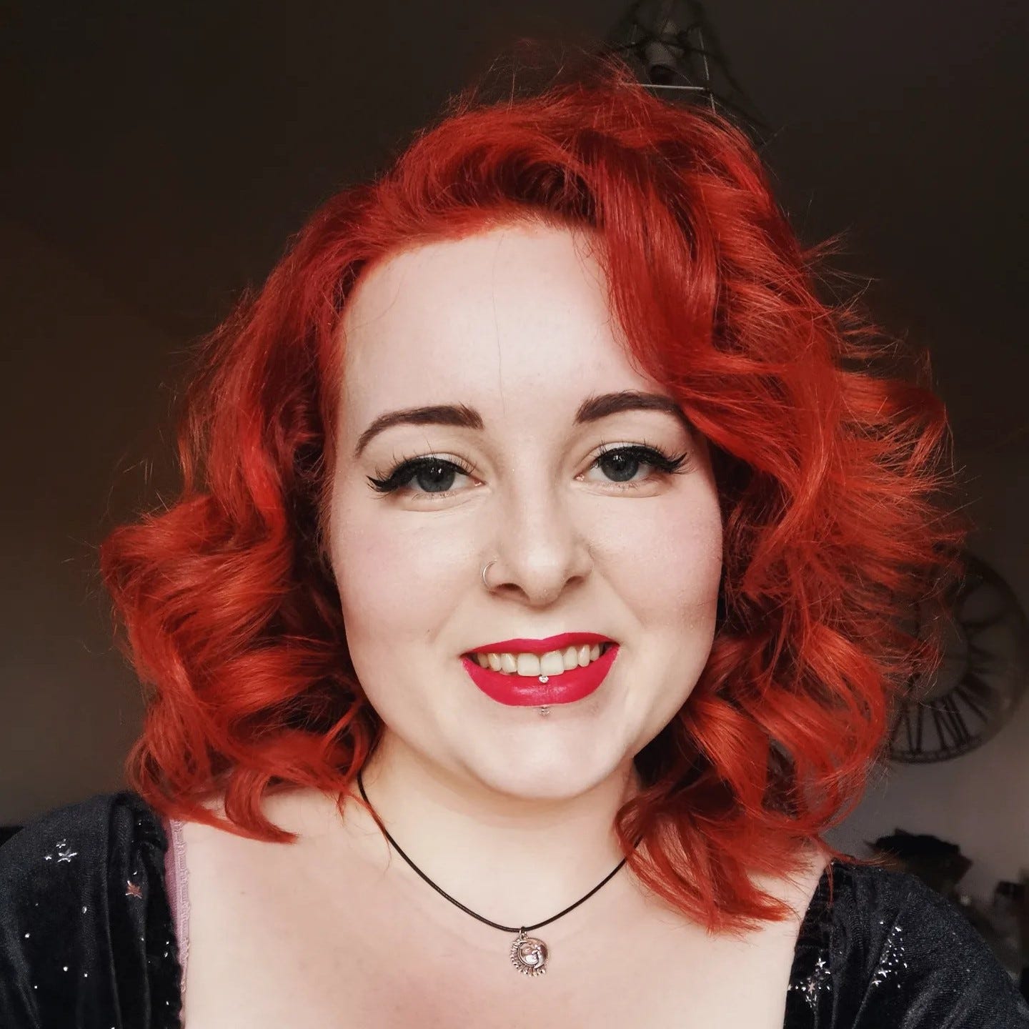 Eve Foster – Medium