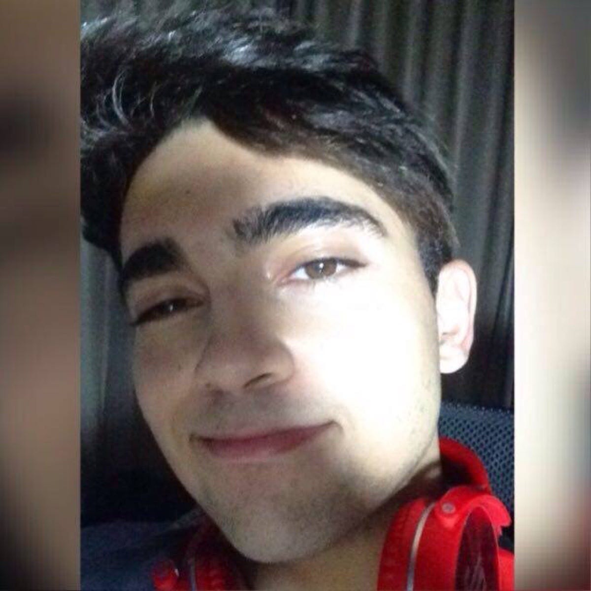 Felipe Emanuel – Medium