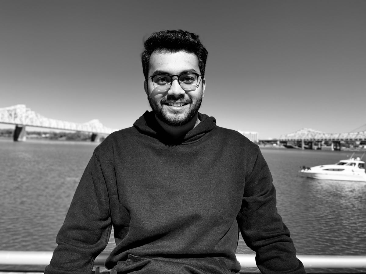 Keval Parekh – Medium Keval Parekh – Medium