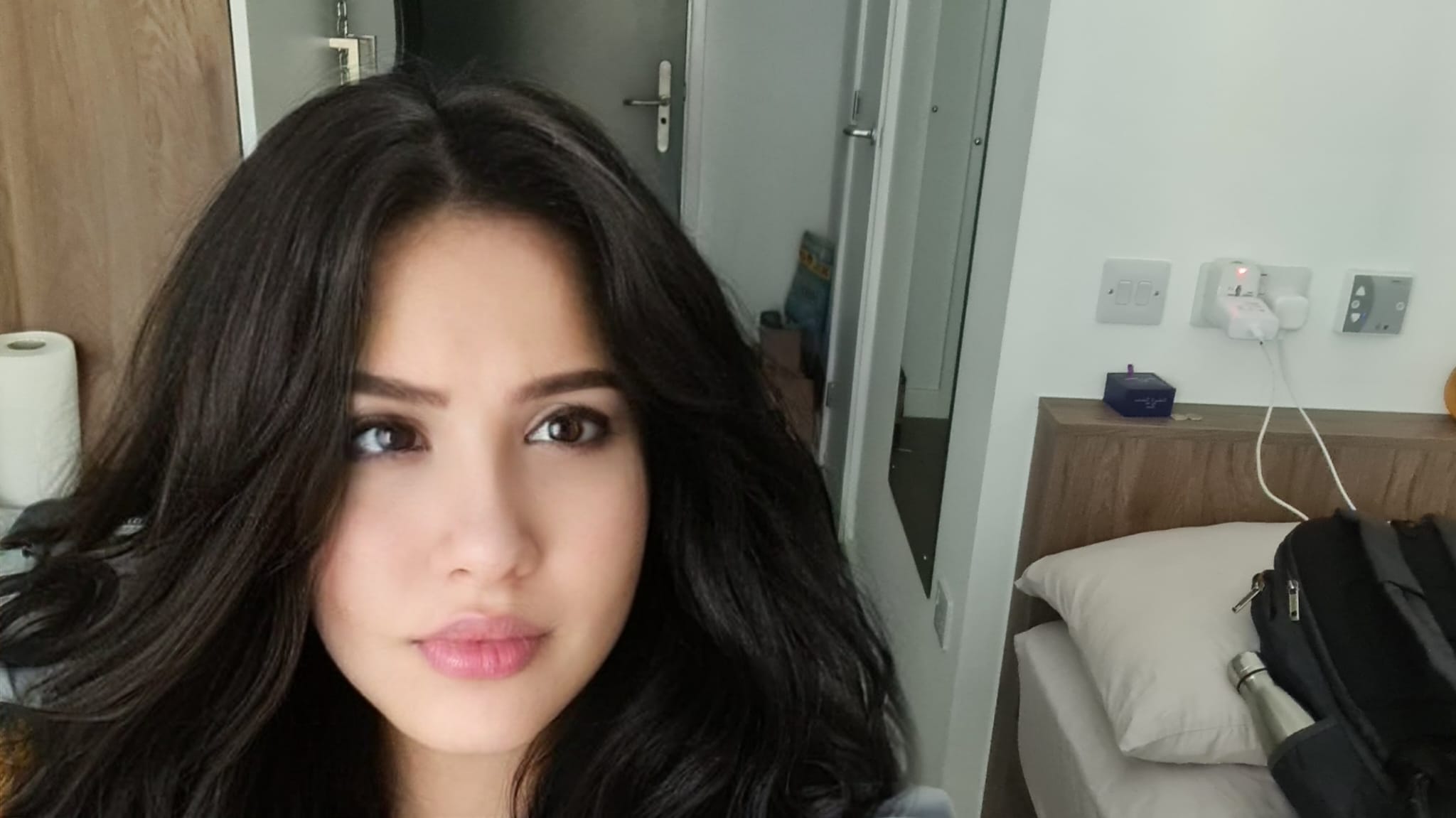 Elena Maris – Medium