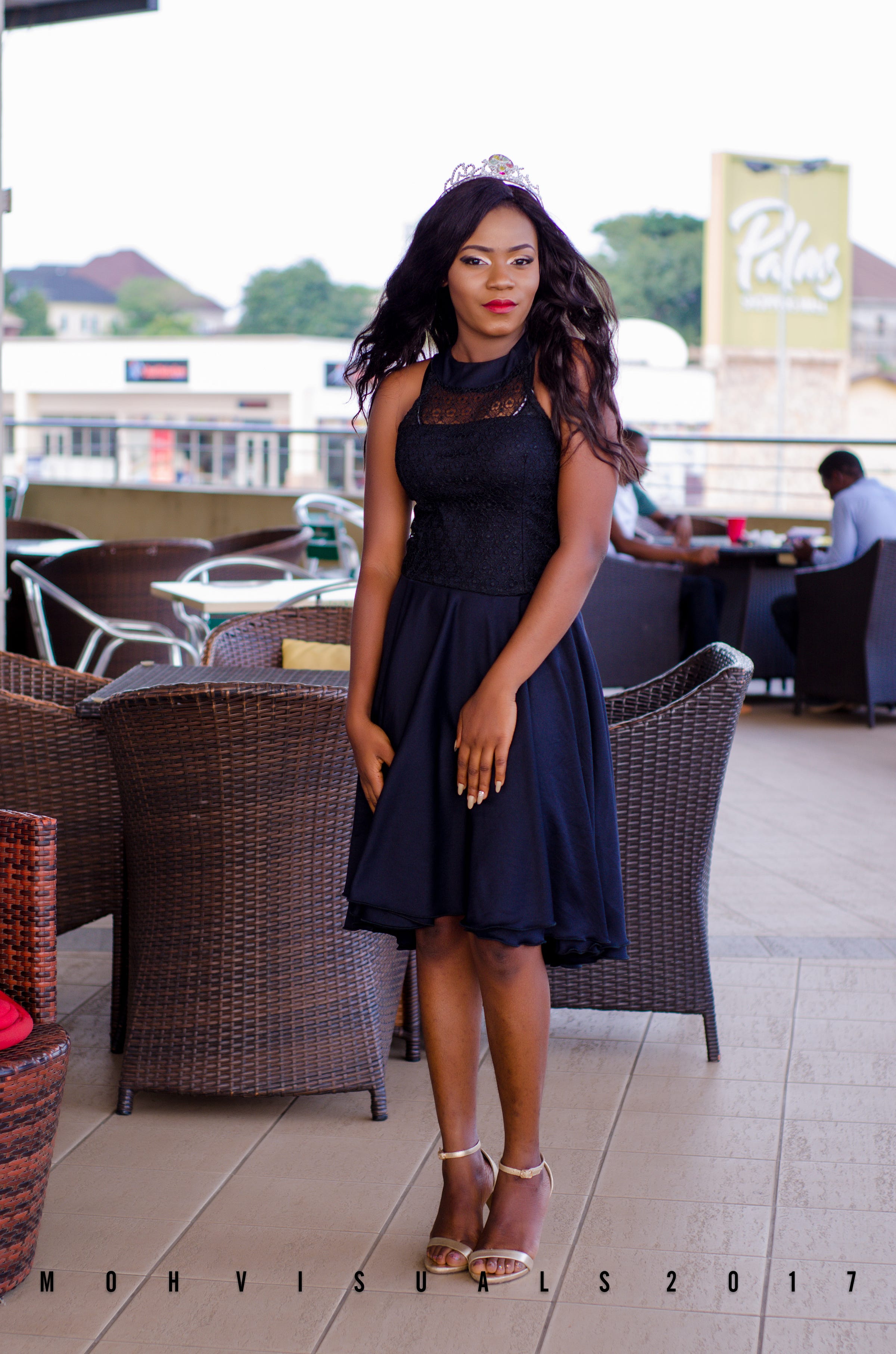 Ayomide Oyeniyi – Medium
