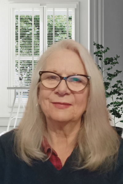 Patricia Cusack Innes – Medium