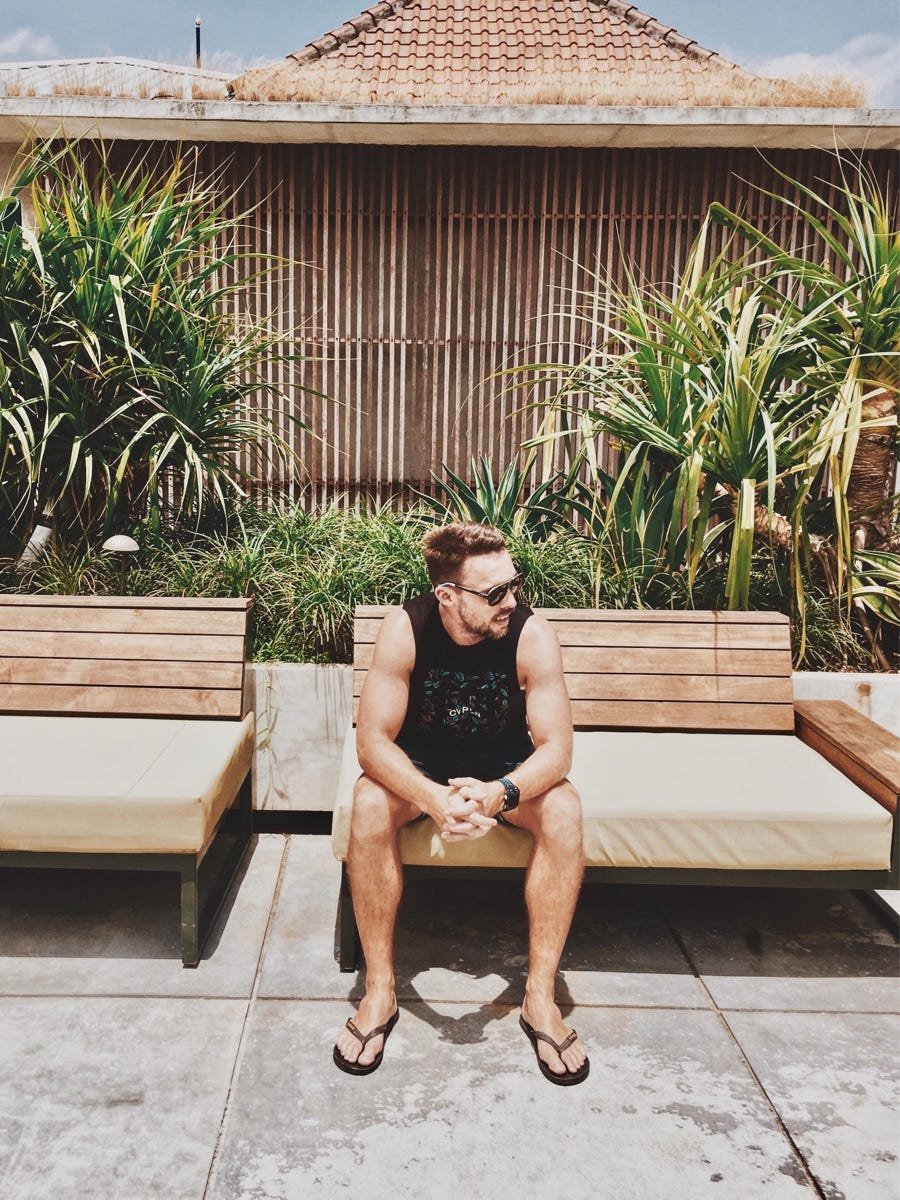 Gareth Henderson – Medium