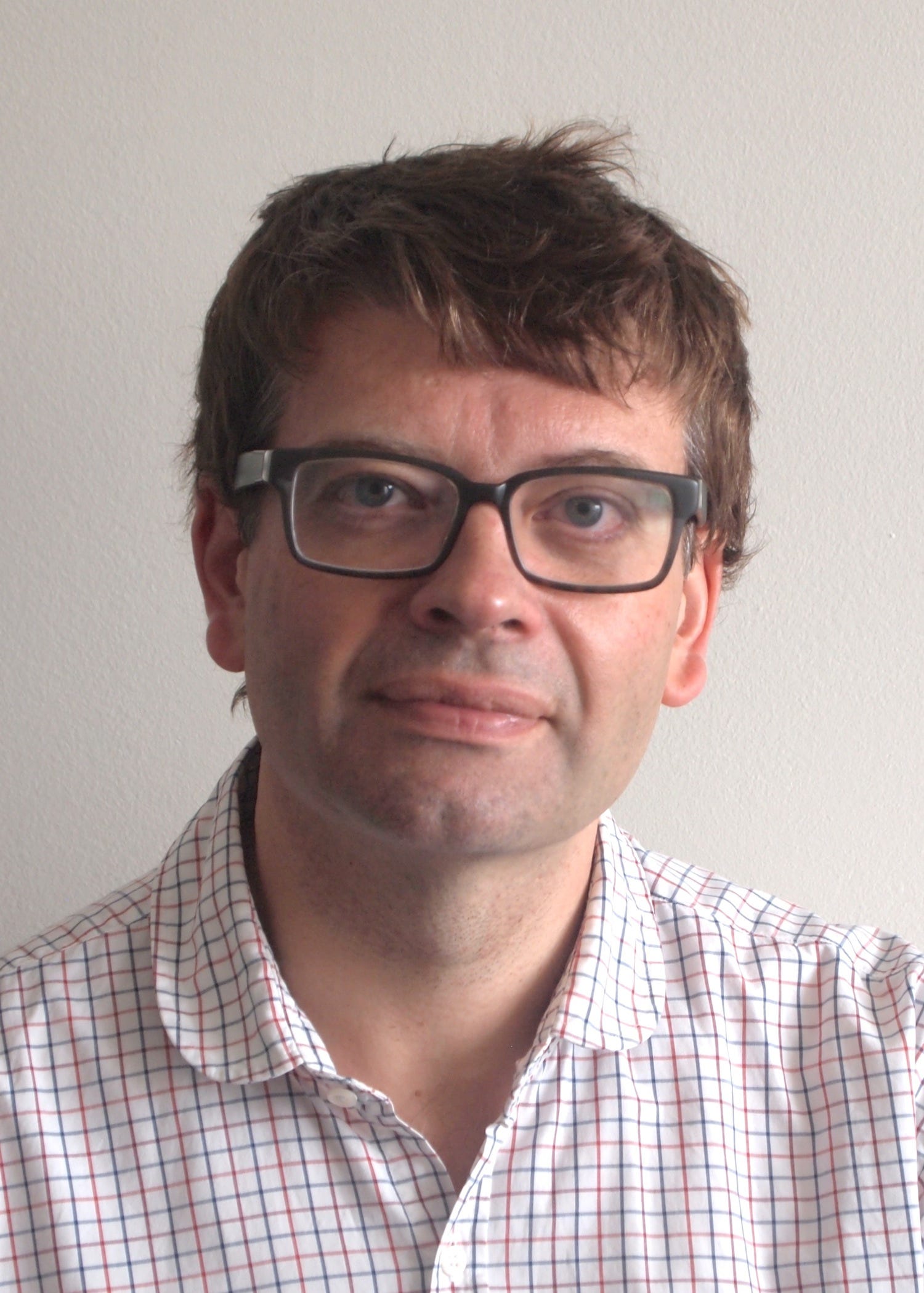 James Müller – Medium