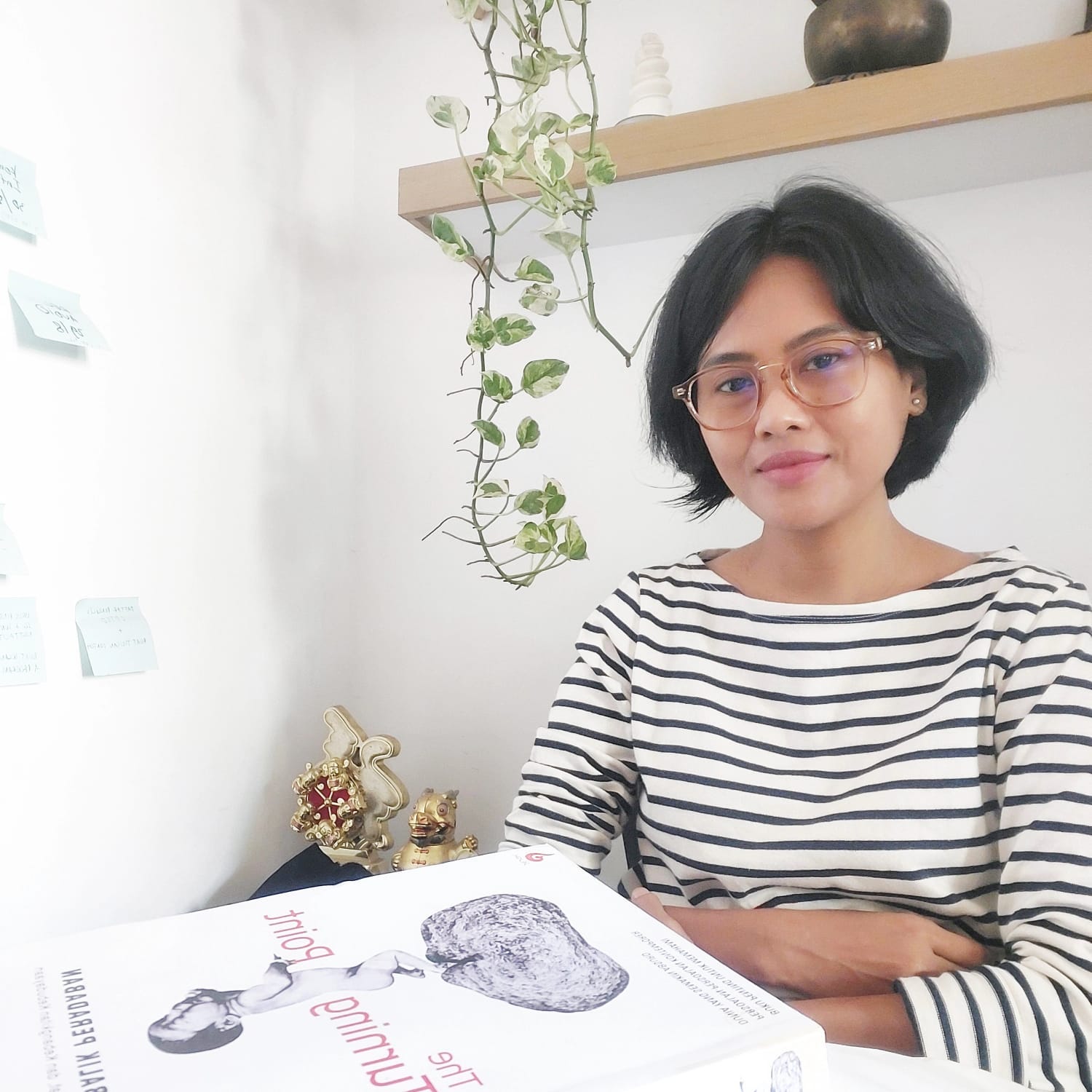 Cinh Tomoidjojo – Medium