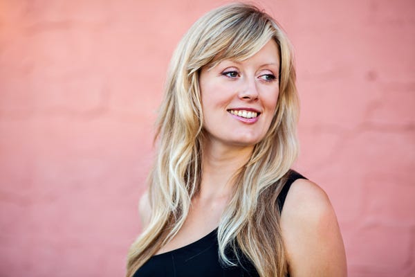 Robin Clark – Medium