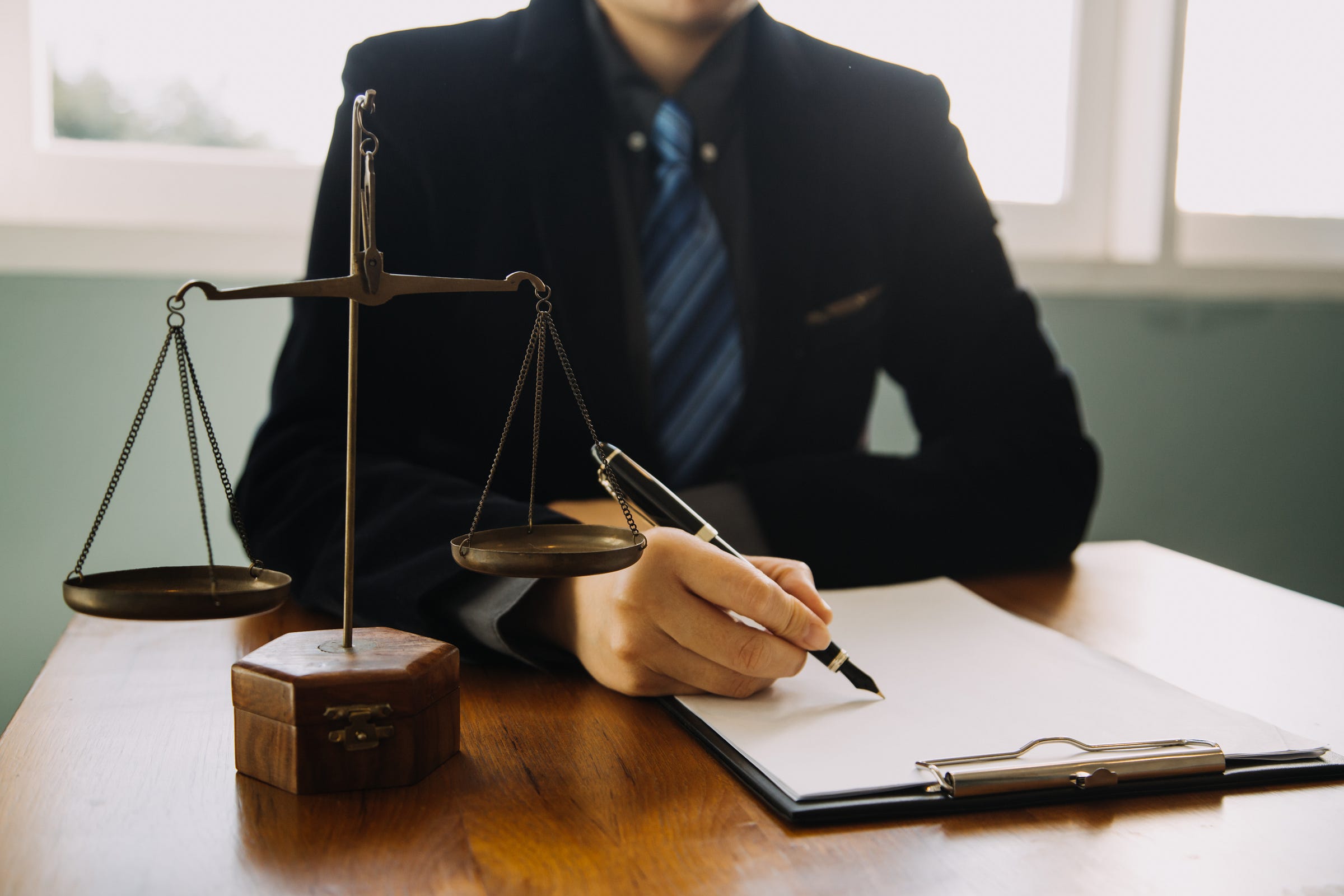 Roman Smith – Medium
