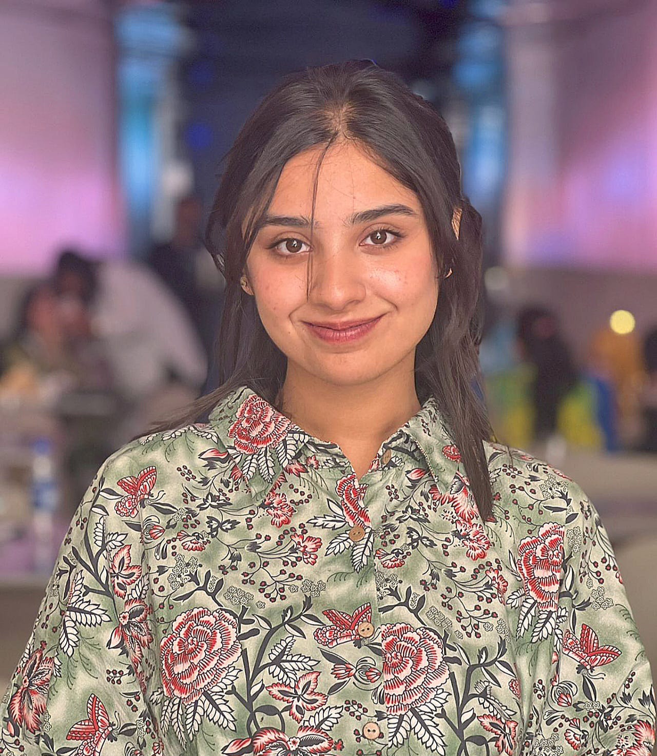 Soma Amir – Medium