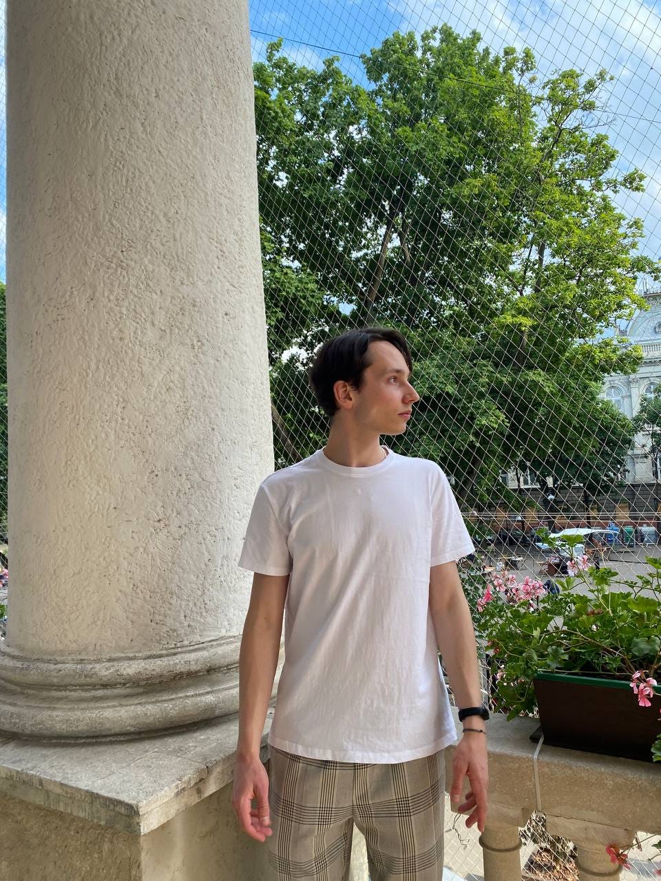 Yuri – Medium