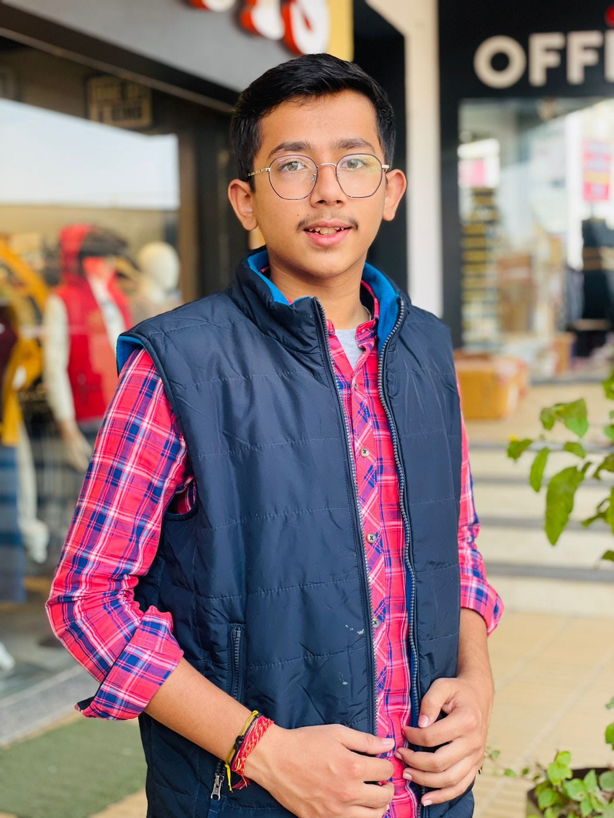 Lakshay Bhasin Medium