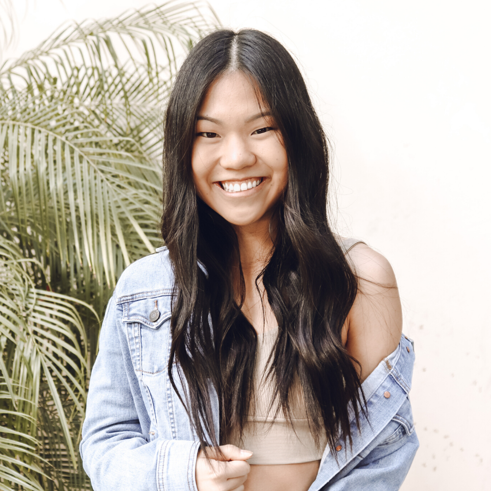 Sara Emily – Medium