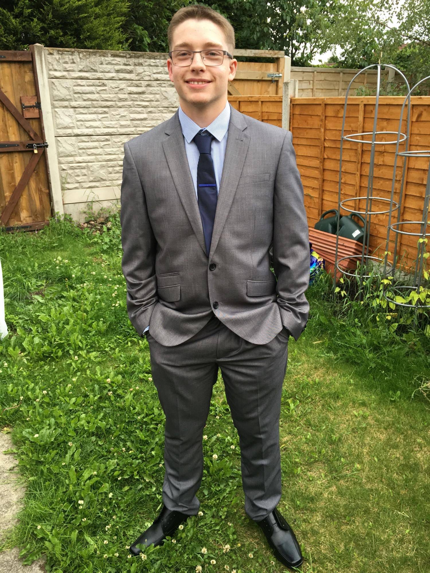 Dan calvert – Medium