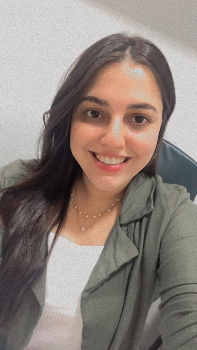 Michelle Oliveira – Medium