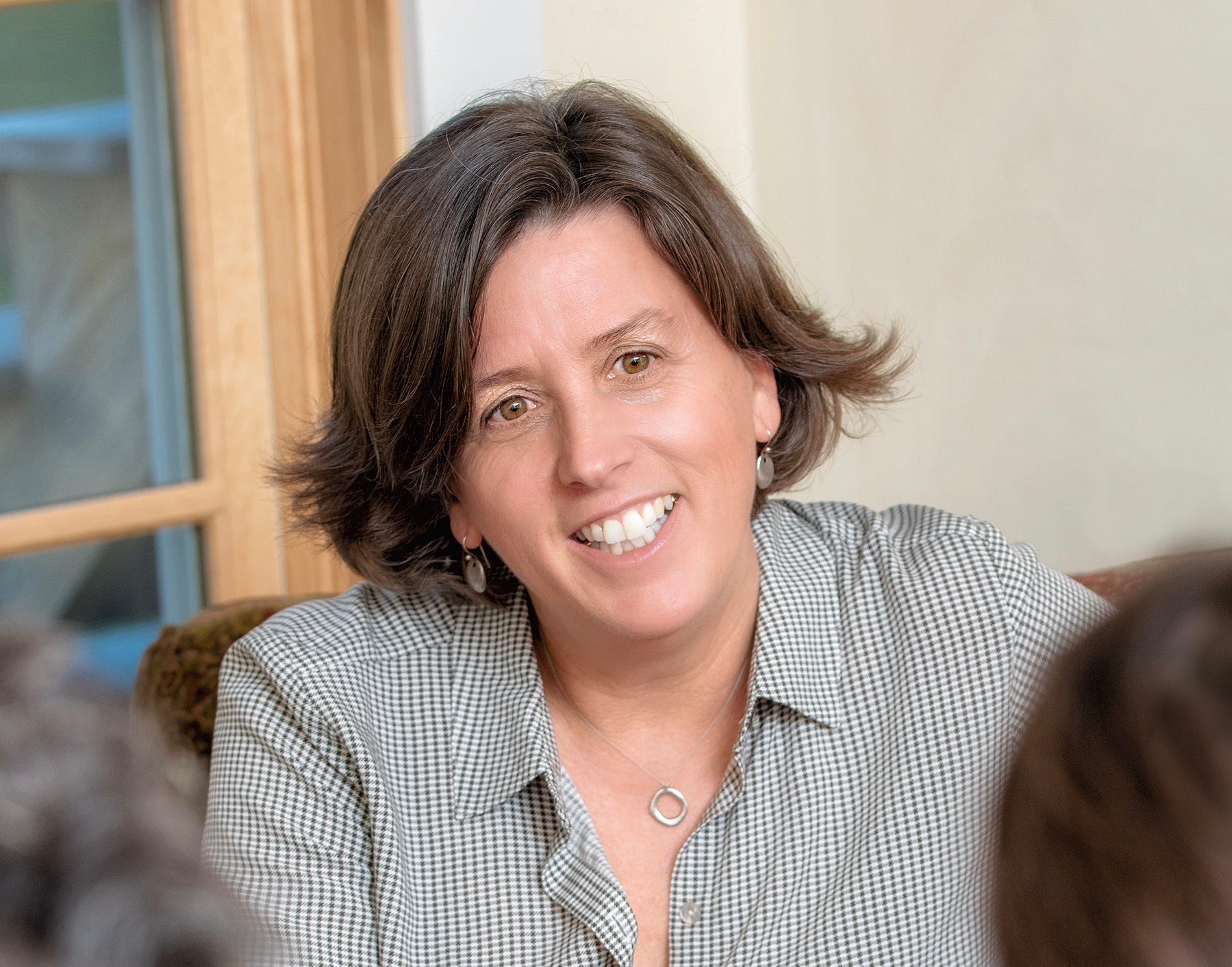 Kimberly Hackett – Medium