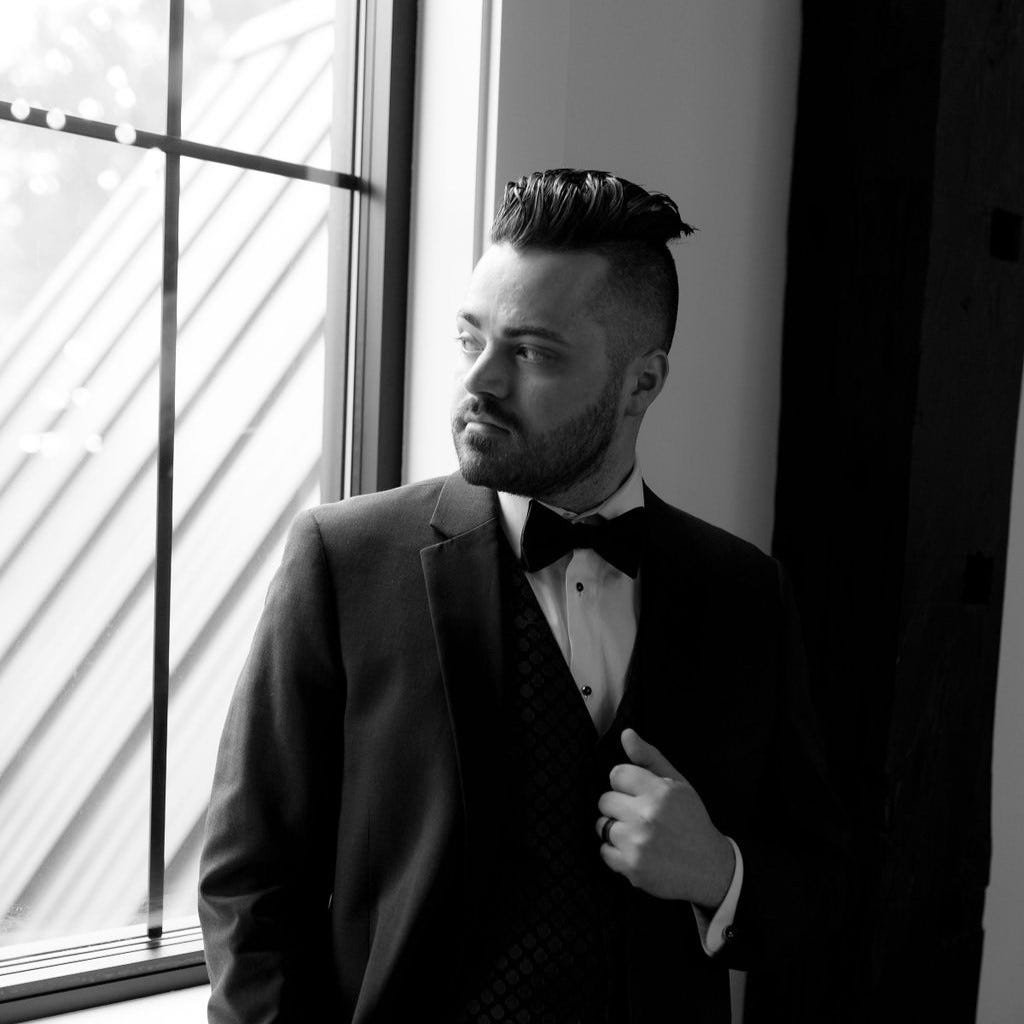 Victor Frye – Medium