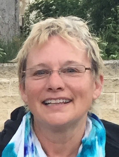 Kate Russell – Medium