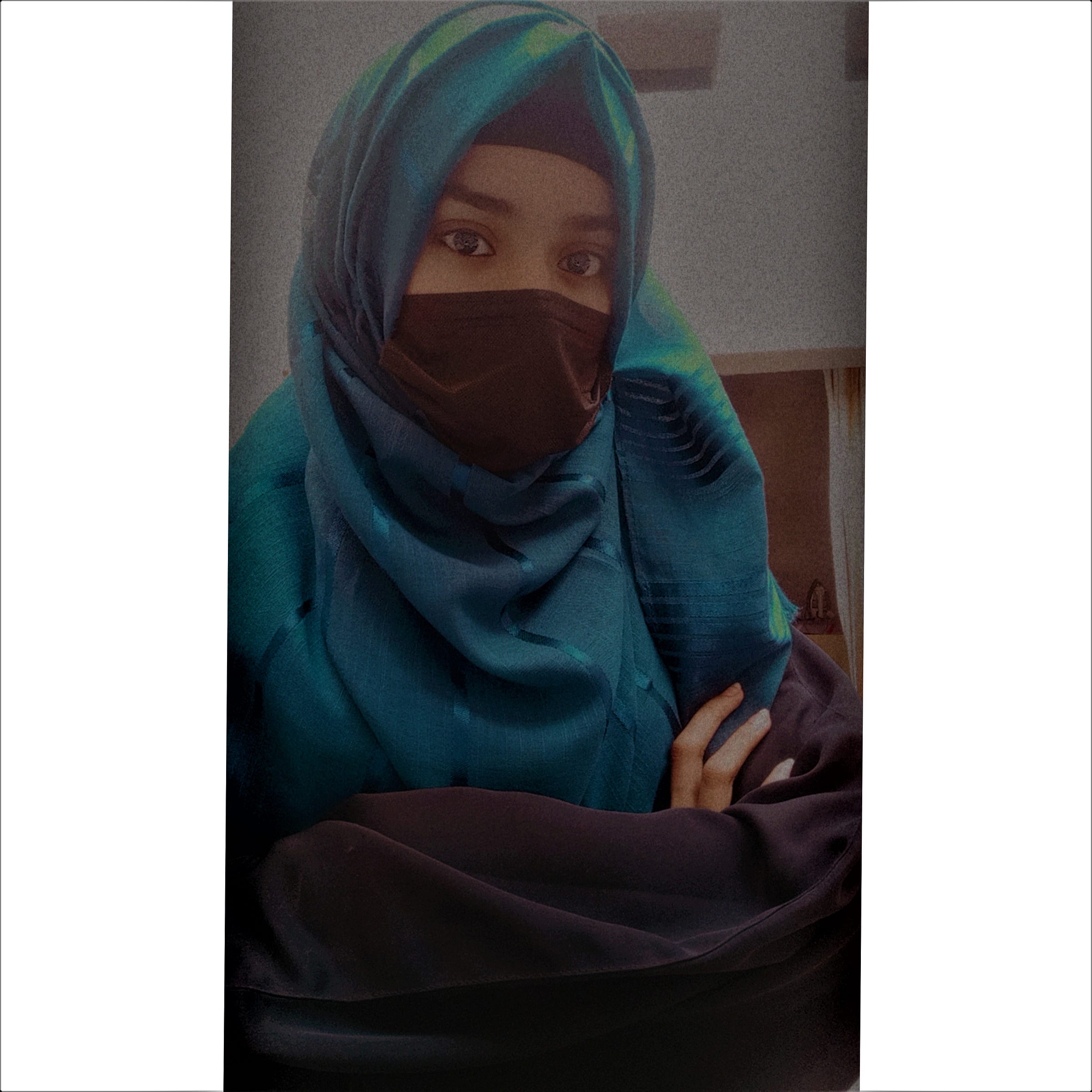 AaMna AnSari – Medium