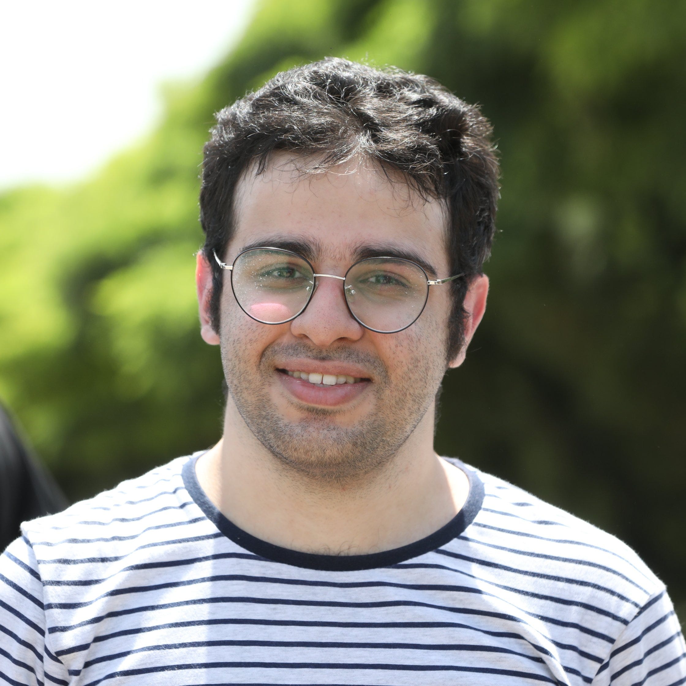 Alireza Forghani Toosi – Medium