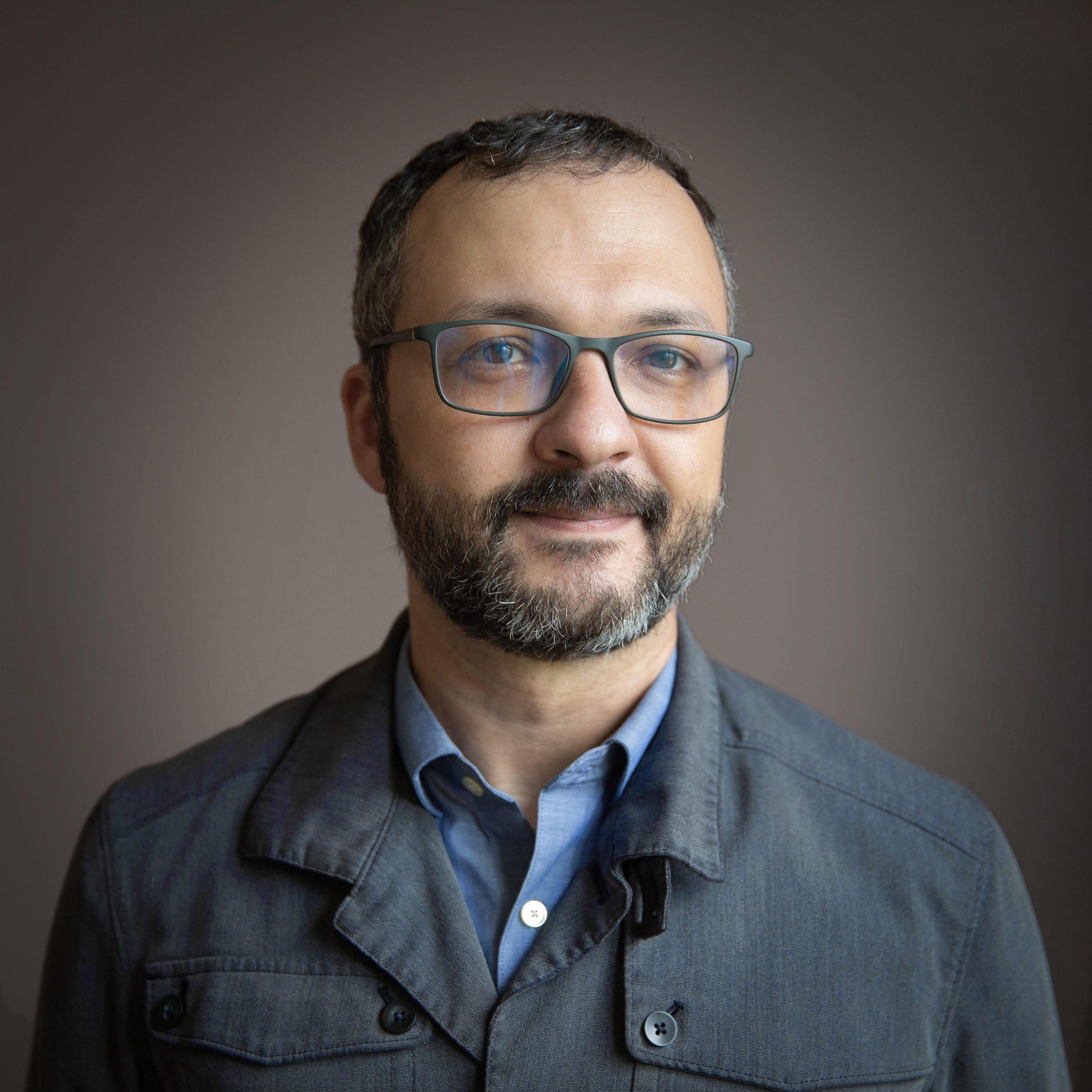 Tony Owens – Medium