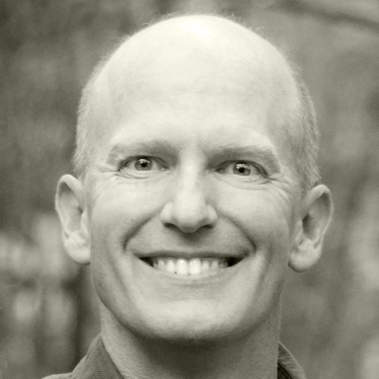 Chris Roberts – Medium
