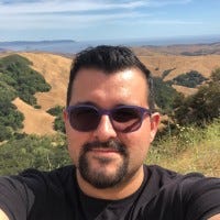 Cesar Gomez – Medium