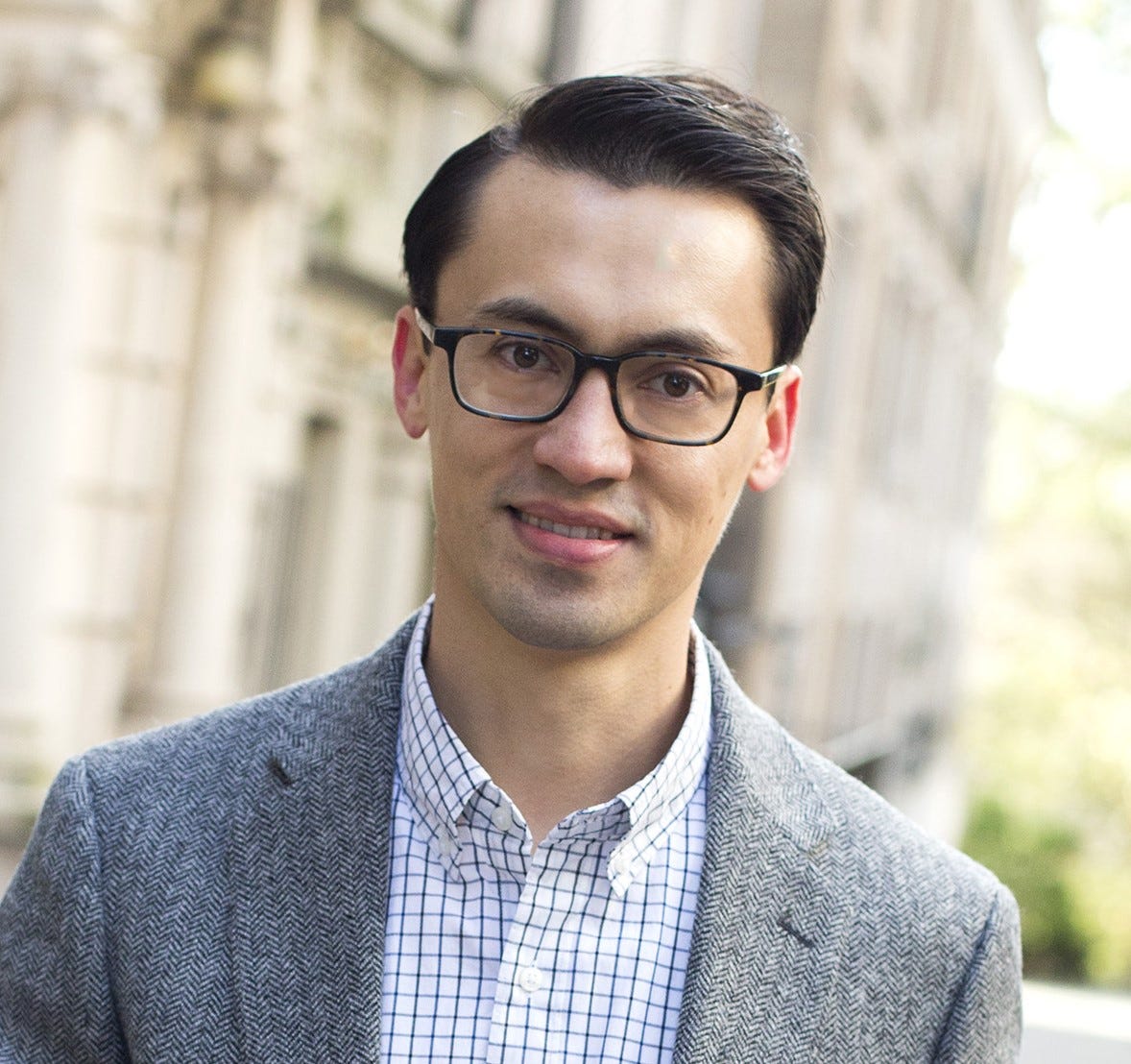 Anthony Ford – Medium