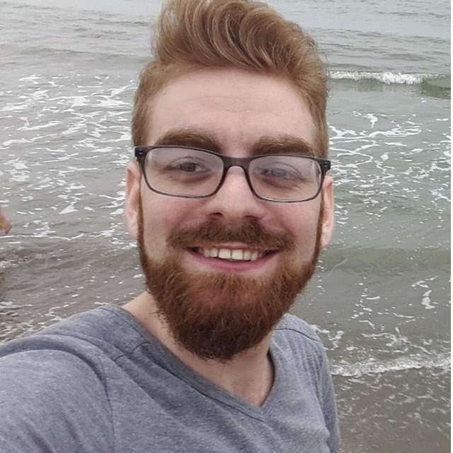 Ali Kılıç – Medium