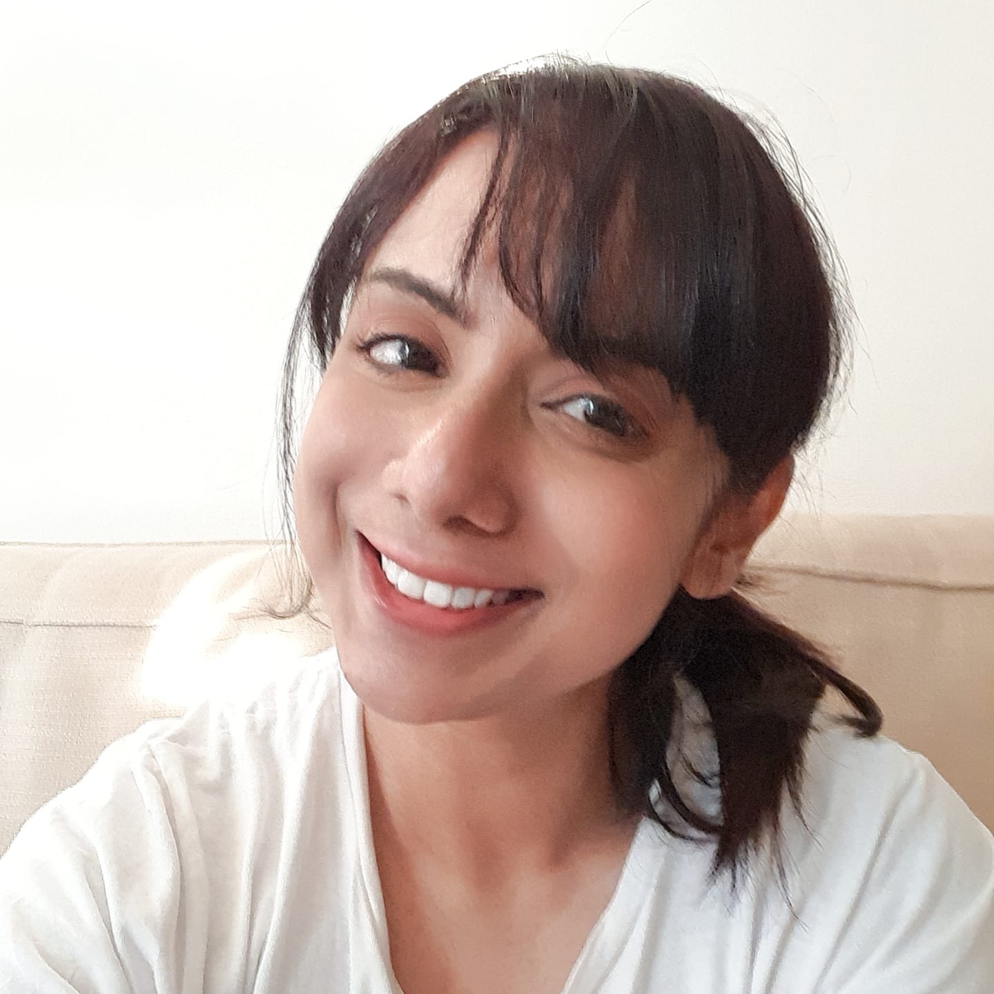 Ann Thomas – Medium