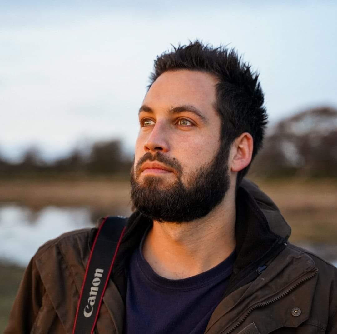 Danny Hoek – Medium