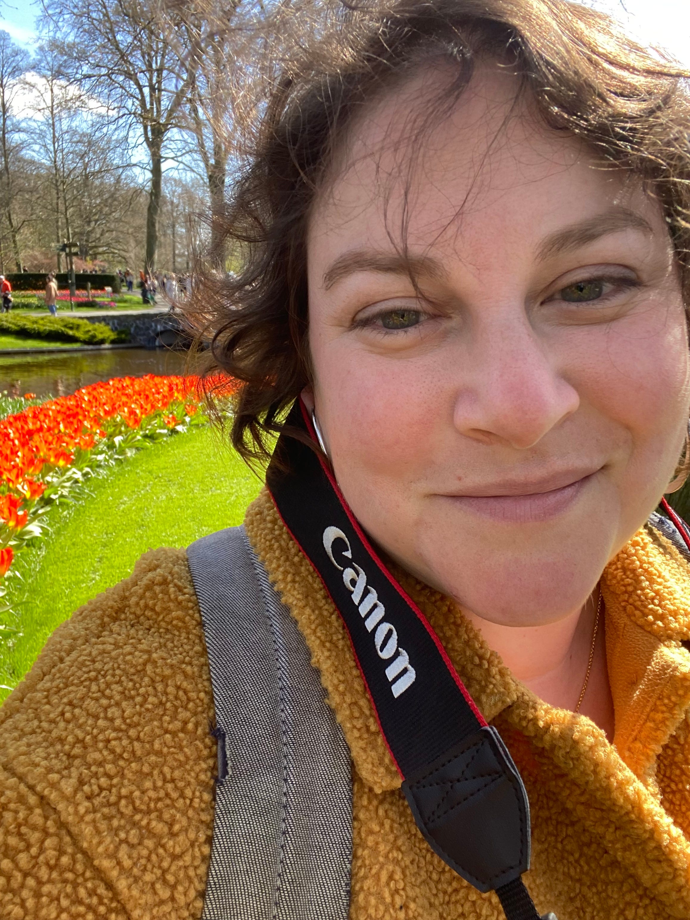 Catherine Montesi – Medium