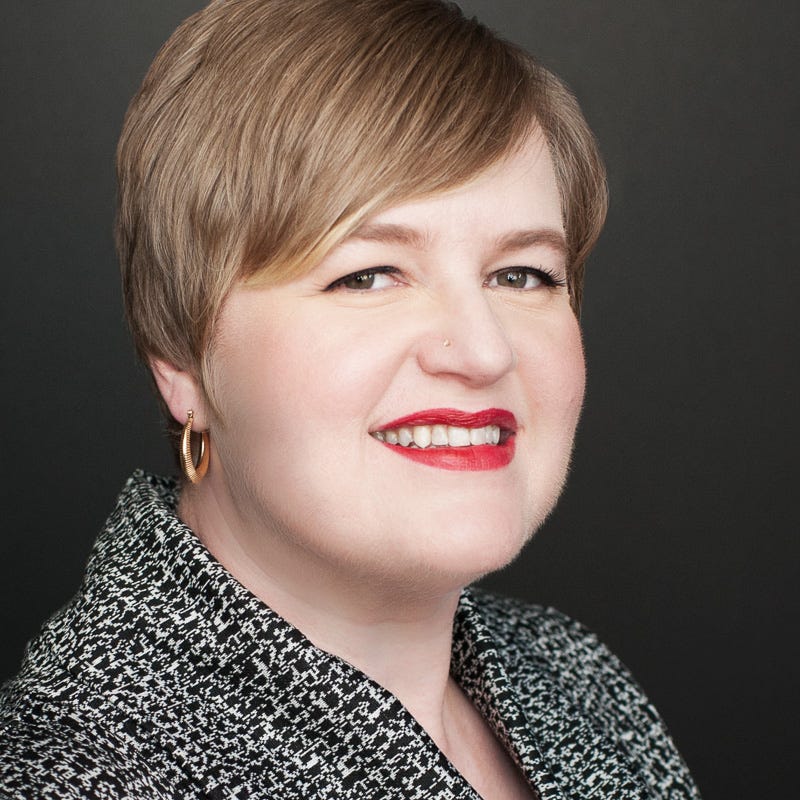 Amber Hewitt – Medium