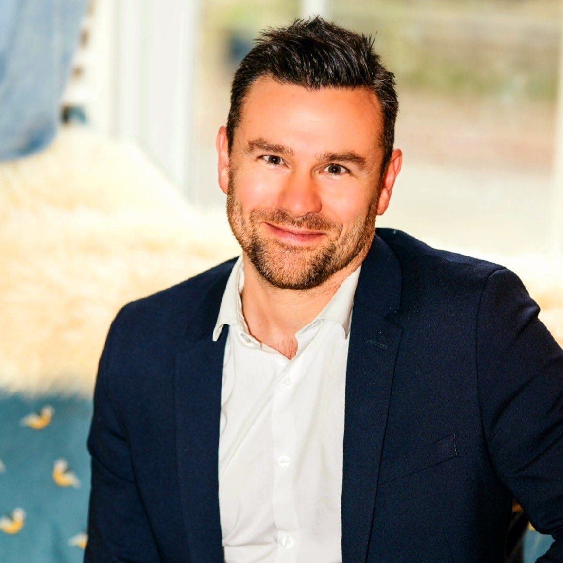 Garin Rouch – Medium
