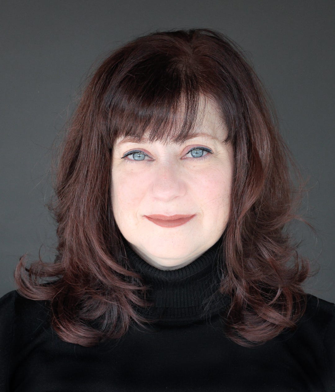 Julie Samuels – Medium